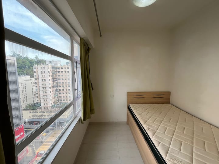 佈置中 2/10 完成Cozy 3 Bedroom Apartment In Yau Ma Tei - Tsim Sha Tsui