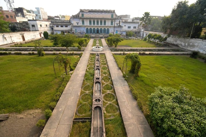 Dusk - King's Armory - Varanasi