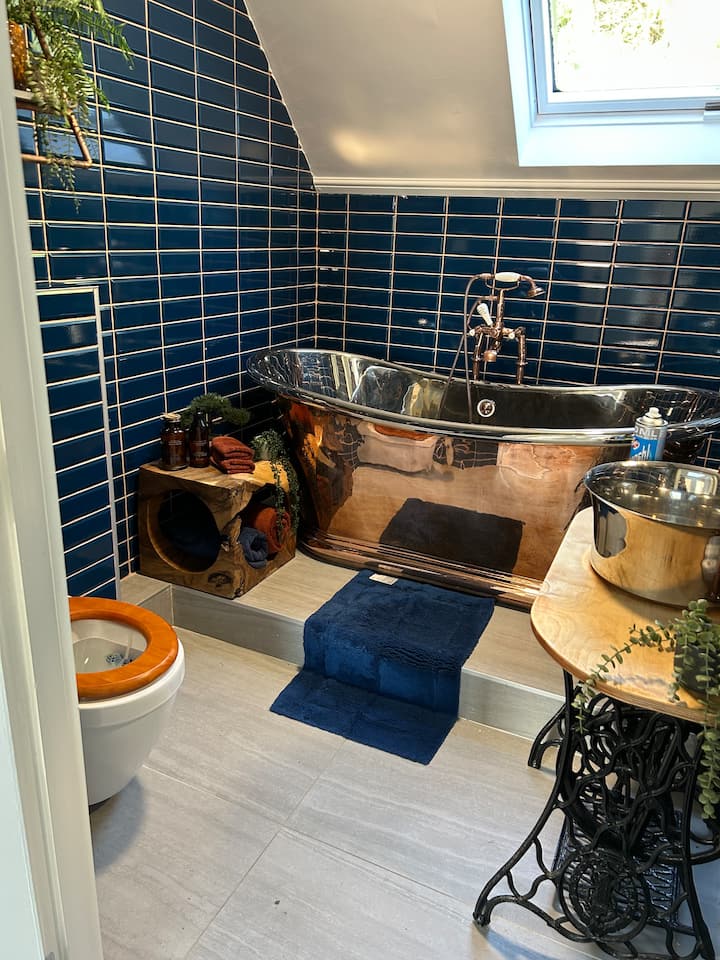 Plushville- Village Luxury In City Escape - Dublin