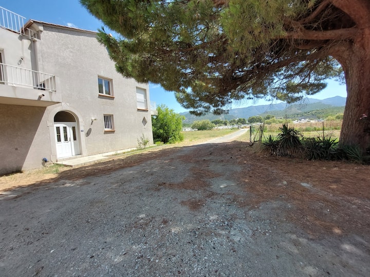 T2 Dans Maison, à 3mn Des Plages 5mn Du Village. - Saint-Florent