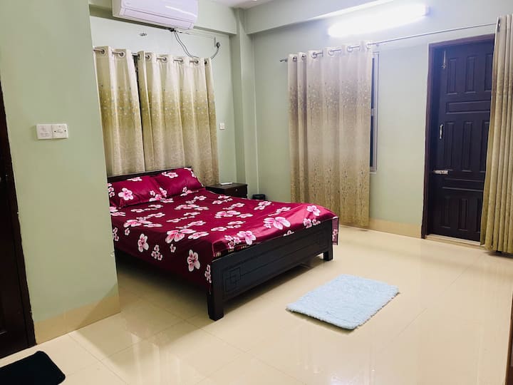 Luxury 3-bedroom Apartment | Modern Comfort - Dhaka