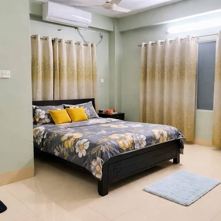Relaxing 3br Bashundhara | Next To Foodcourt - Dhaka