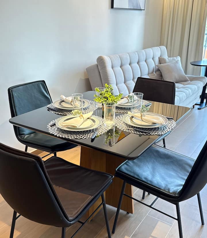 Luminoso 2br/2ba Nuevo Frente Al Shopping Del Sol - Paraguay
