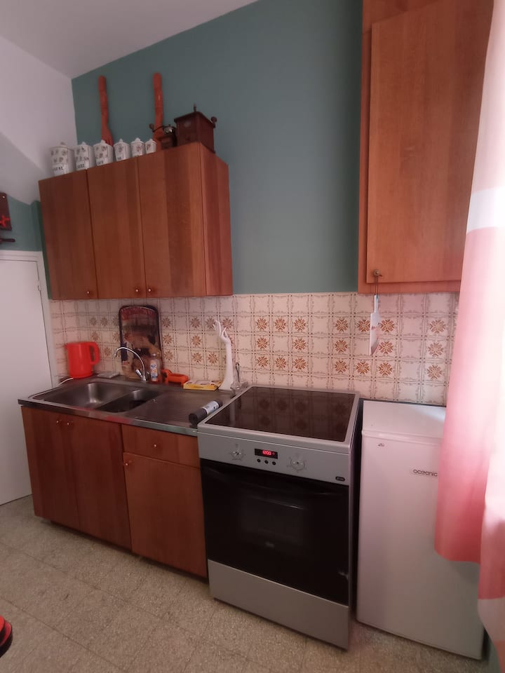 Maison Au Charme Rétro, éQuipée & Tranquille - Abbeville