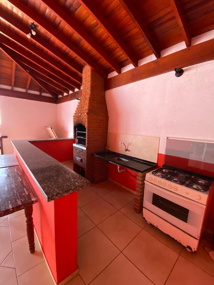 ÁRea De Lazer Familiar - Araras