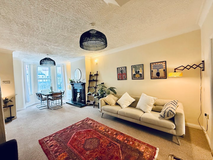 This Must Be The Place - 3 Br East Belfast Home - Belfast