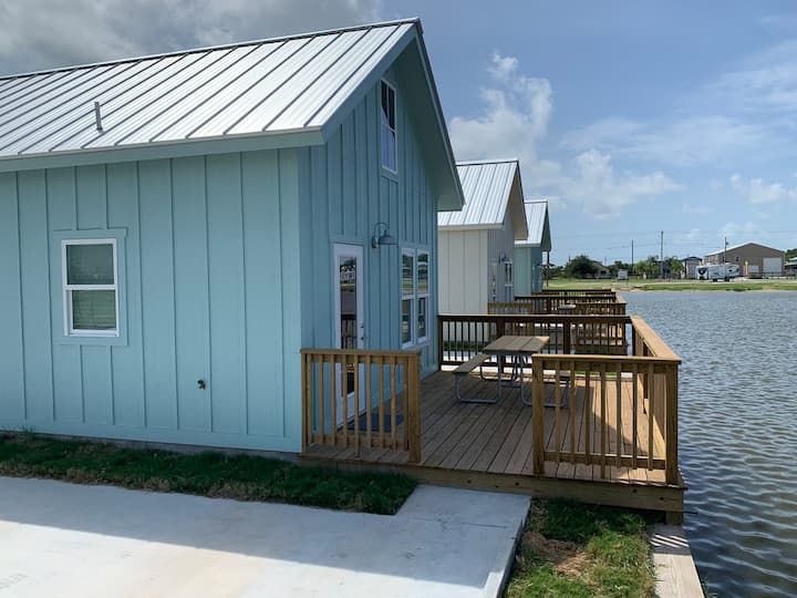Lake Side Casita - Port O'Connor, TX