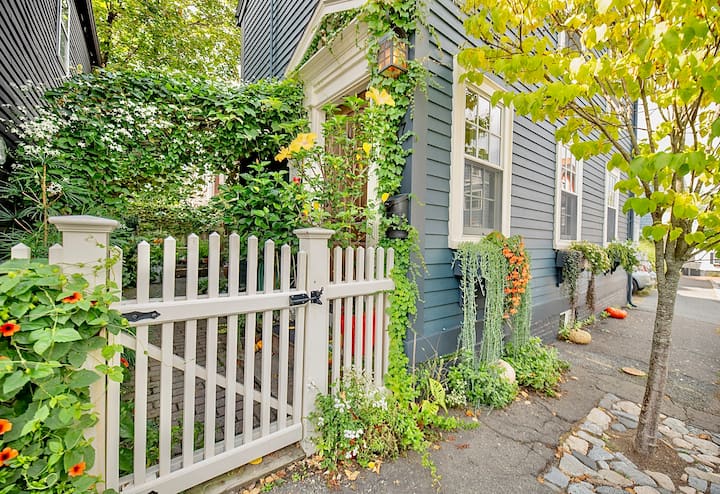 The Merchant House In Historic Downtown - Salem, MA