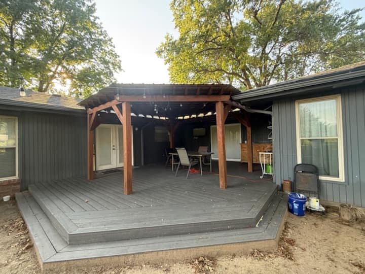 Centrally Located | Backyard | Parking - Broken Arrow, OK