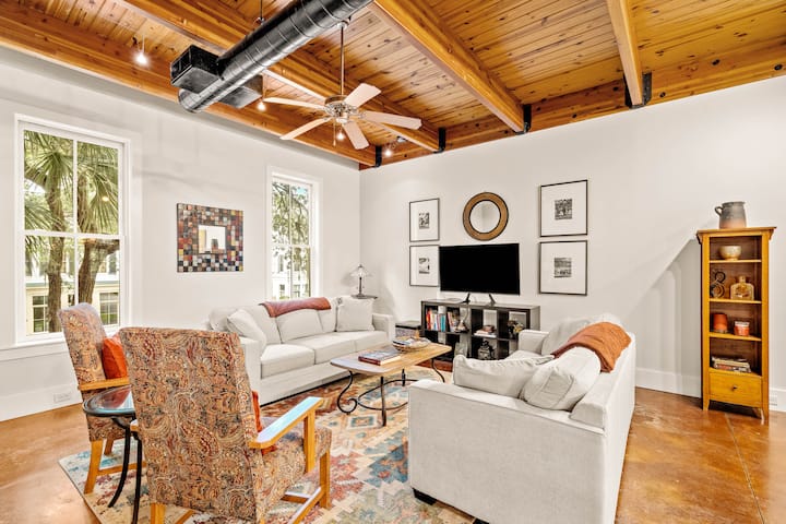 New Listing In Sought-after Habersham, Sleeps 5 - Beaufort, SC