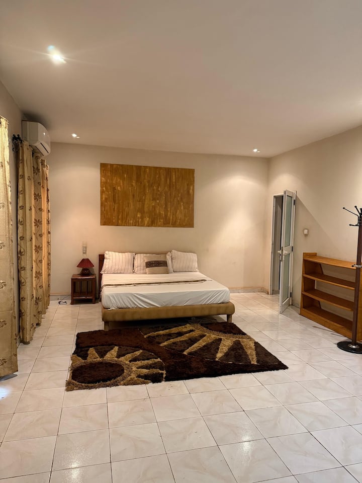 Une Chambre Salon - Bamako