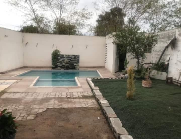 Casa De Descanso Con Alberca. - Gomez Palacio