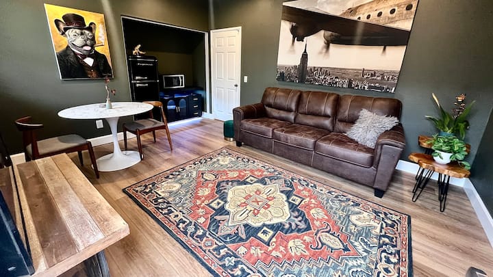 Unique Murrieta Casita | Dogrun, Pool & Mtn Views - 穆列塔