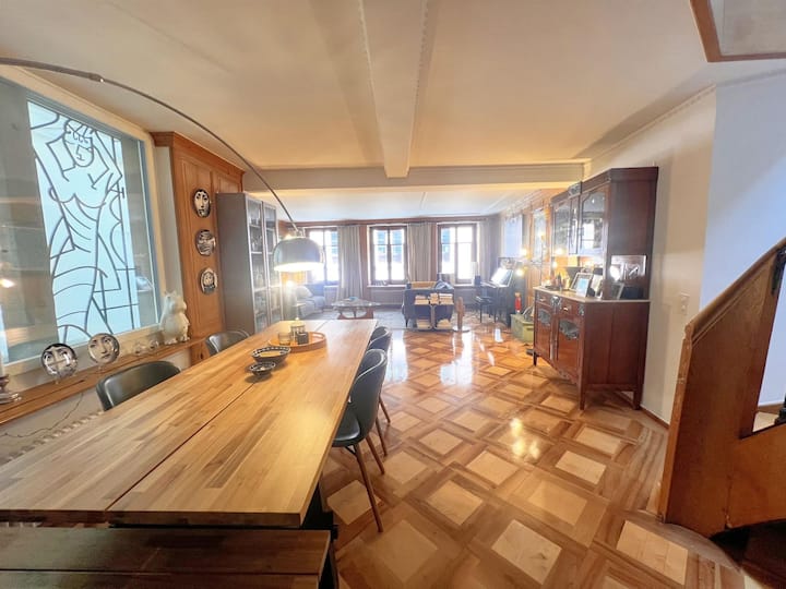 Stylish Historic Duplex – Zurich Old Town - Zürich
