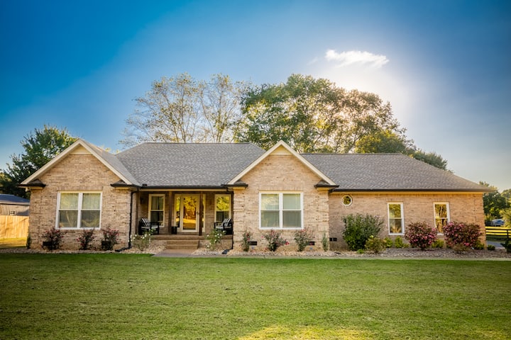1.7acres-35min 2 Nashville-arcade, Sleeps 8 - Fairview, TN