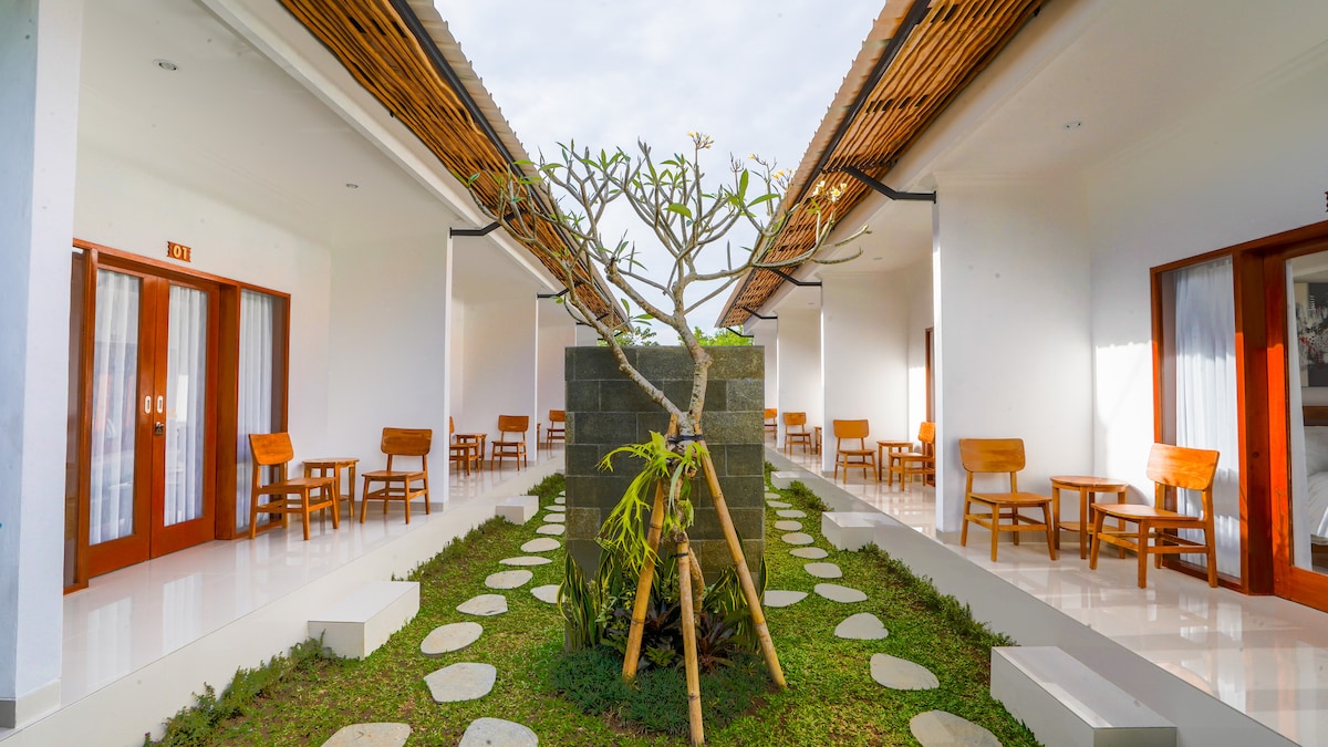 Brand New! Cozy Guest House with Sparkling Pool - Airbnb