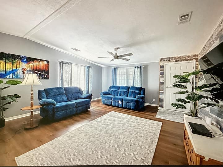 Golf Home On The 10th In A Great 55+ Community. - Davenport, FL