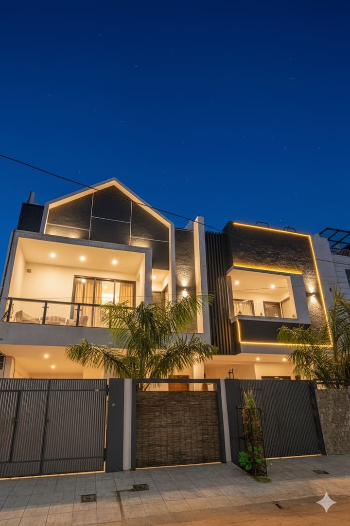 Rare 4bhk Villa W/plunge Pool, Steam Bath, Jacuzzi - Jaipur