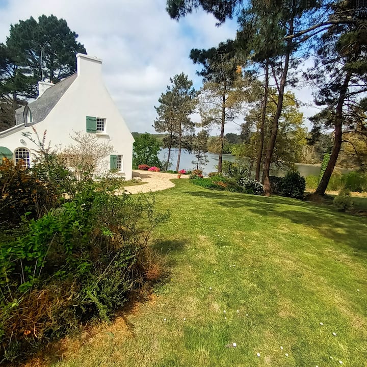 Chaumière Au Bord De L'odet - Finistère