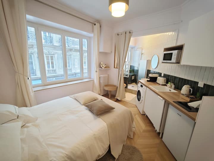 Opéra De Paris-5 Min Walk-elegant Studio 2 Sleeper - Porte de Saint-Cloud