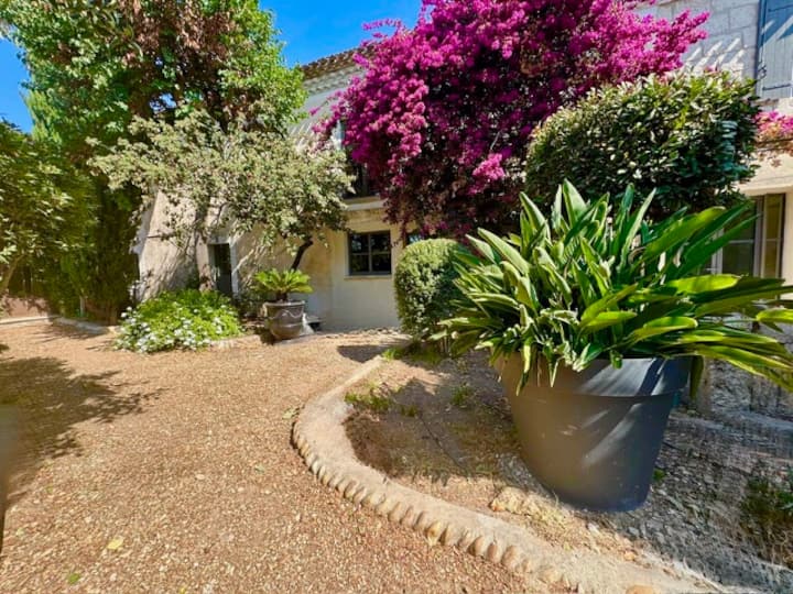 Camargue, Charme Authentique Et Raffiné - Vauvert