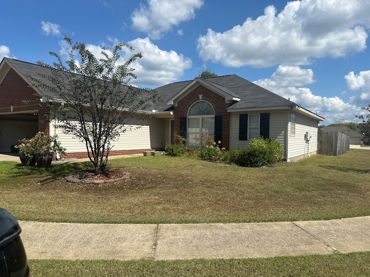 Highland Park Home. - Tuscaloosa, AL