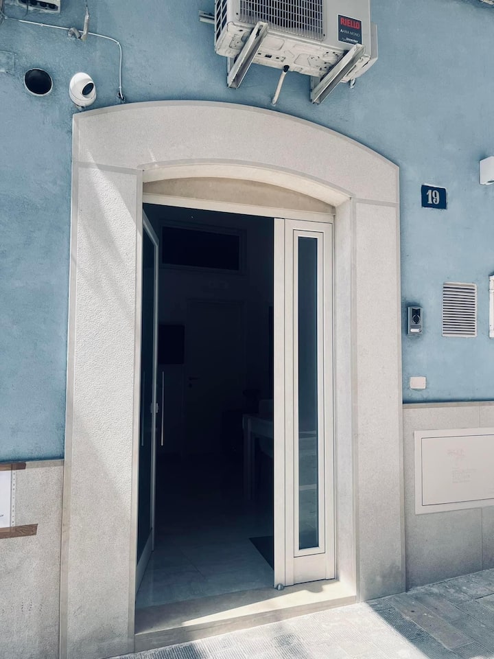 Domus Artemide, Vicino Al Mare E A Te. - Manfredonia