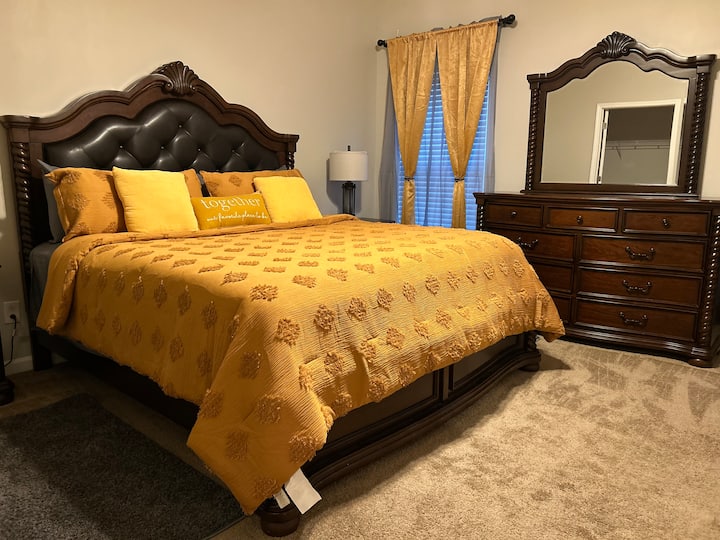 Home Away From Home Minutes From Hartsfield Inter. - Riverdale, GA