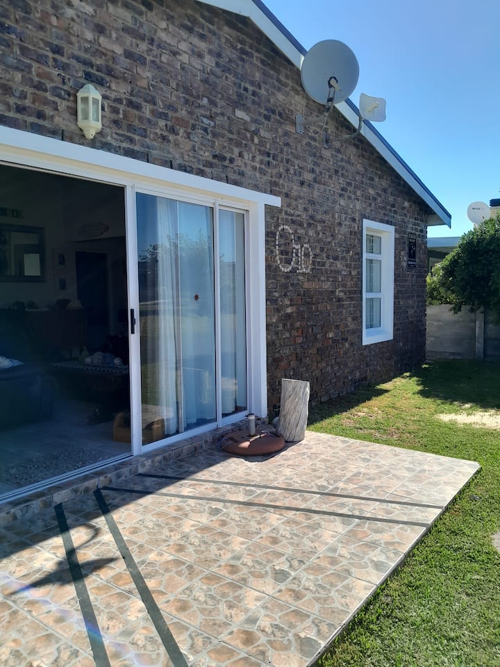 The Oord Pearly Beach Oyster Sea Side - Franskraal