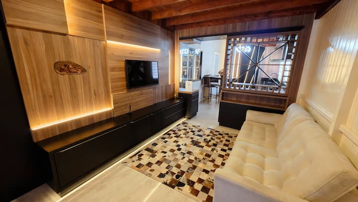 Casa No Coração Da Cidade. Proximo De Tudo - Tubarão
