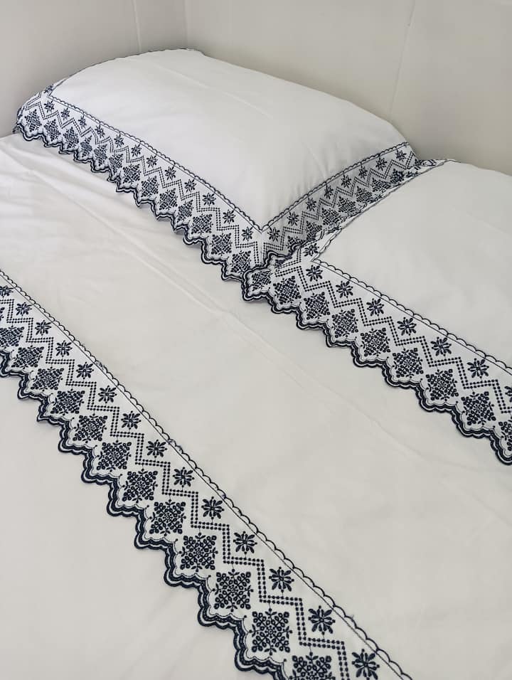 Suíte Aconchegante Com Garagem Próximo/ Aeroporto - Joinville