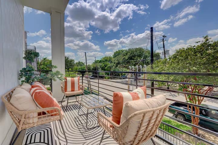 Harrisburg House- 30+ Day Stay Discounts- Gated - Houston