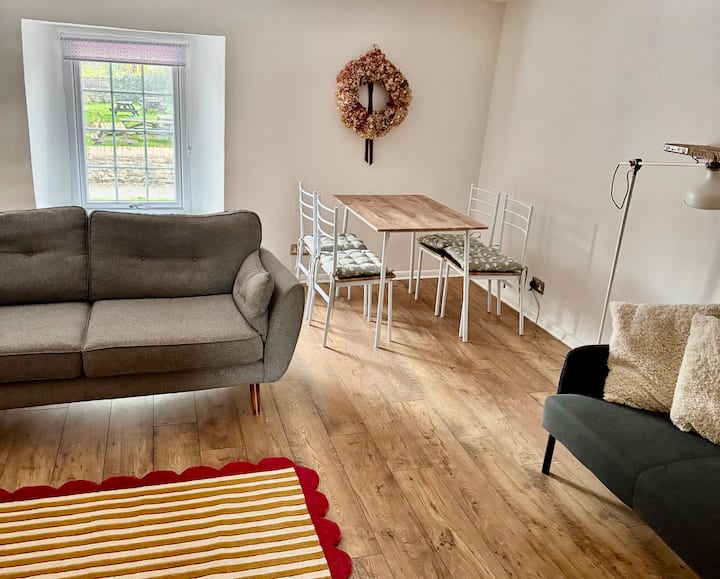 Hopper Snug. Cosy And Characterful Home In Hope. - Castleton