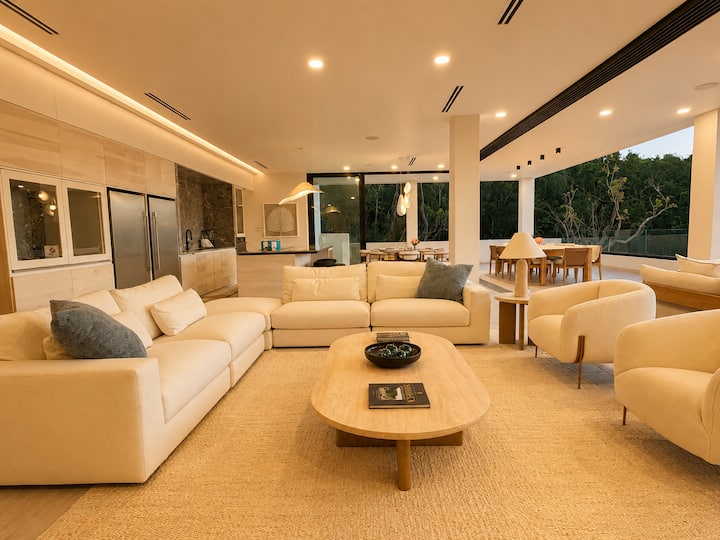 Luxury Golf Villa With Private Chef & Sea Views - Montego Bay