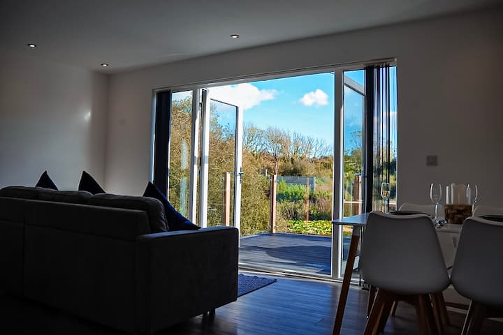 The Kingfisher - Pembrokeshire