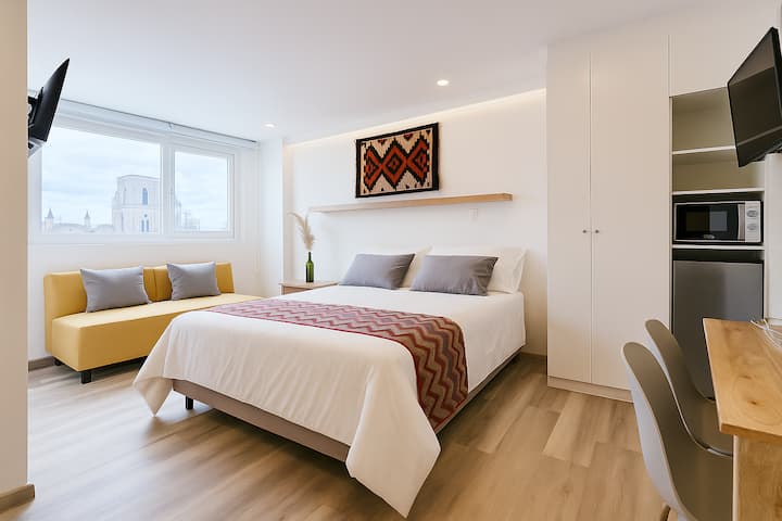 Between Domes & Monasteries – Studio 407 - Cuenca