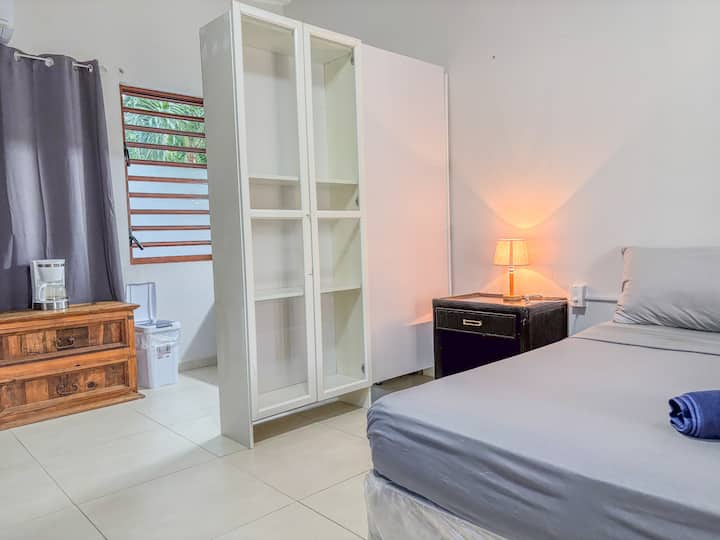 Advantage Apartments - 2br / 6 Guests - Curaçao
