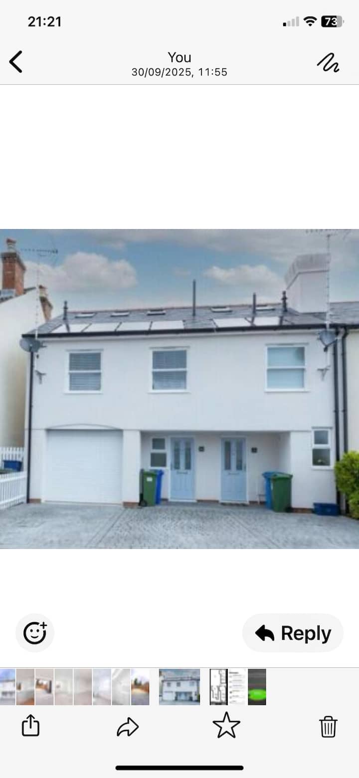 Great Location. - Farnham