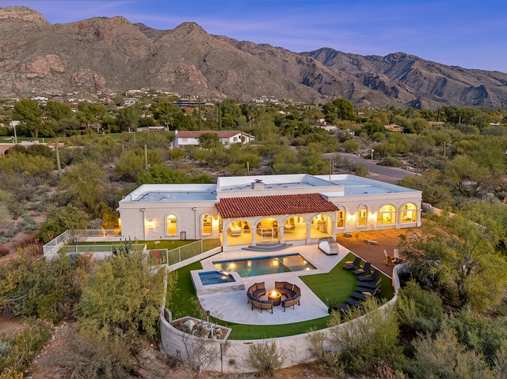 5br Foothills Family Retreat Pool•spa•gym•puttputt - United States