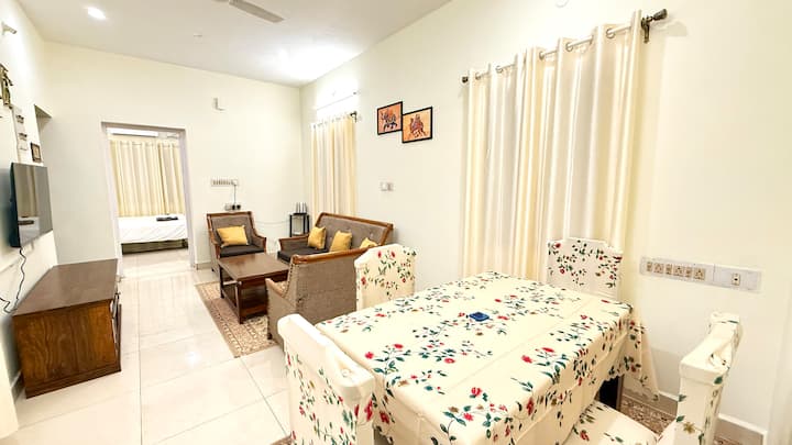 Templeandtowns 2bhk 1st Flr, Near White Town/beach - 本地治里市