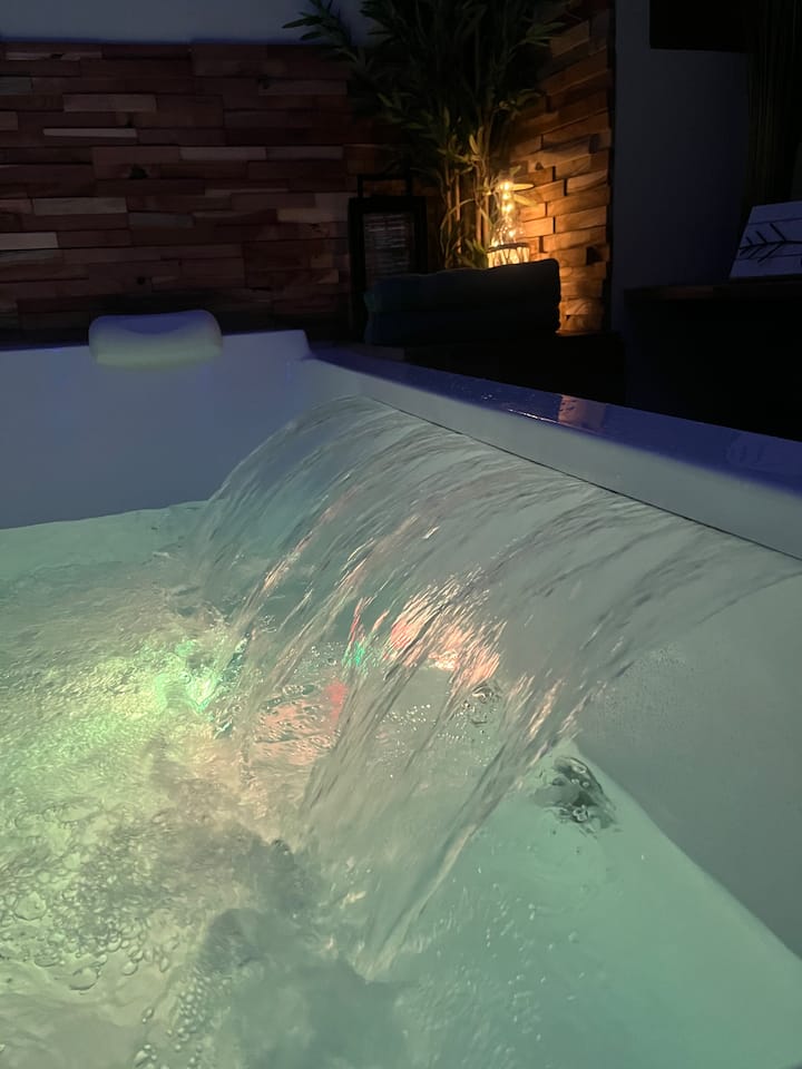Lover Dose Spa – Jacuzzi Et Nuit Romantique - シェール