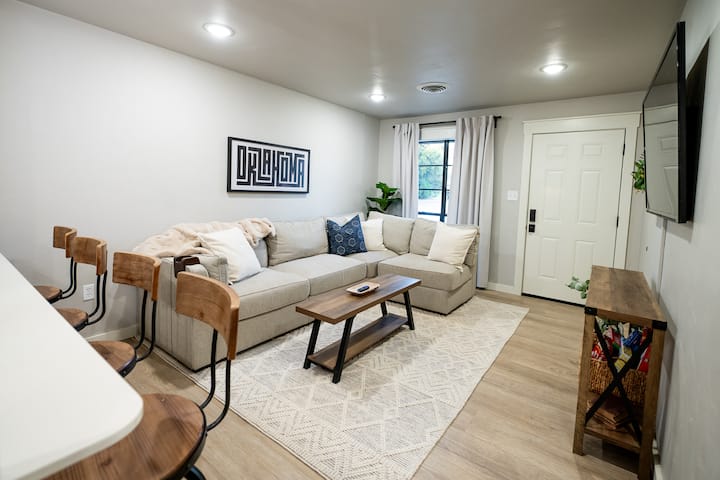 The Norman Nest Minutes From Ou! - Norman, OK