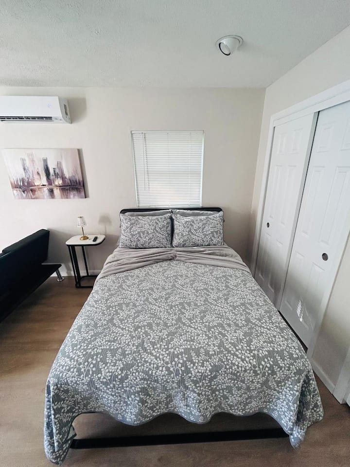 Habitación Acogedora Con Patio Exclusivo - Riverview, FL