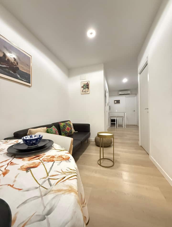 2 Bedroom Apartment In Barcelona With A/c - L'Hospitalet de Llobregat