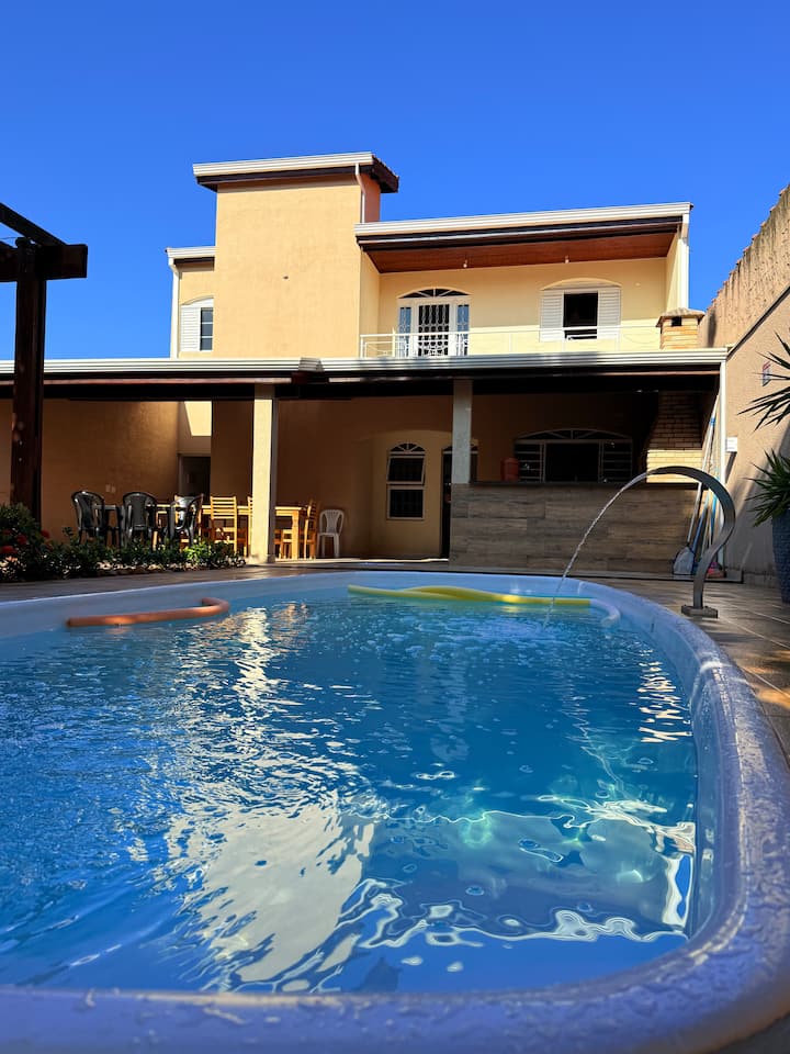 Refúgio Aconchegante Com Piscina Para Festas - Sorocaba