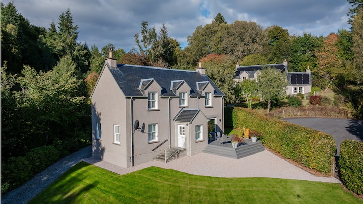 Modern Highland Escape In Blair Atholl - Pitlochry