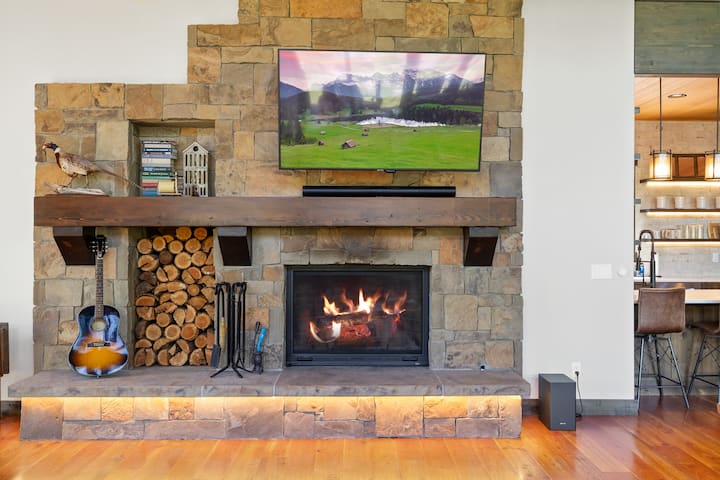 Luxury Snowghost Chalet – True Ski-in/ski-out - Whitefish, MT
