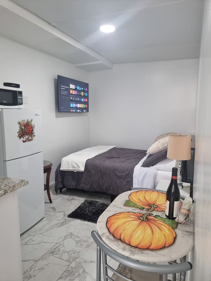 Pequeño Paraíso. - Miami, FL