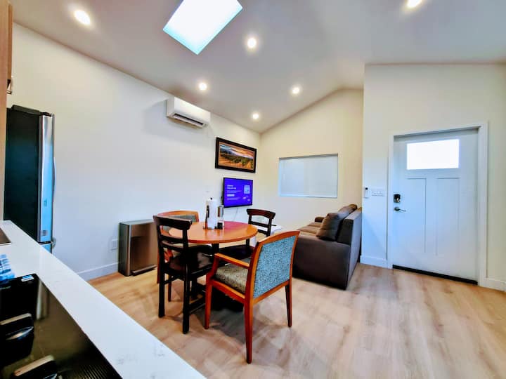 Modern Comfort 2b/2b Retreat Near Cambrian - Los Gatos, CA