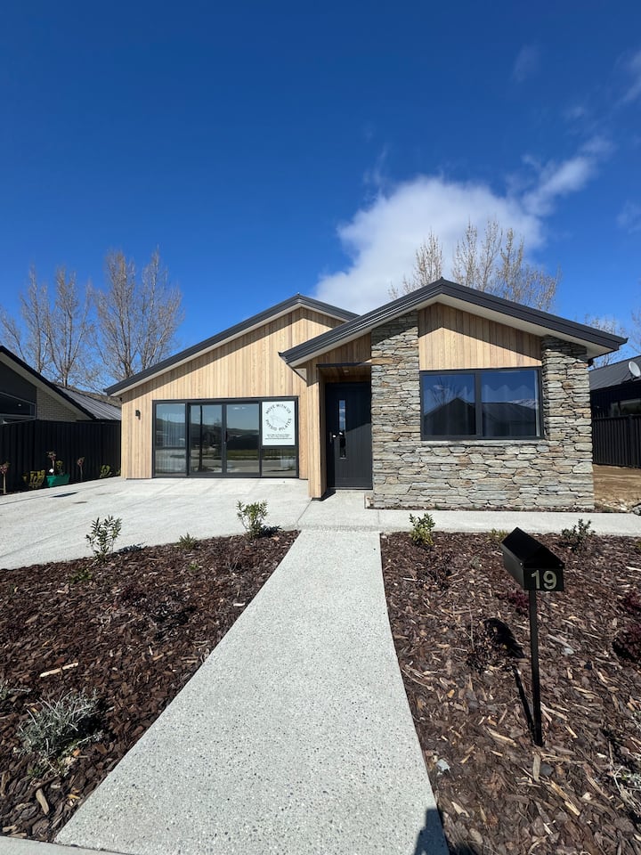 Family-friendly Cromwell Home By Lake & Trails - Cromwell